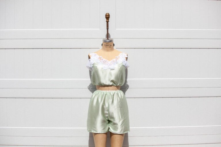 14 Free Pyjama Sewing Patterns for Making Cosy Sleepwear - Sewspiratrice