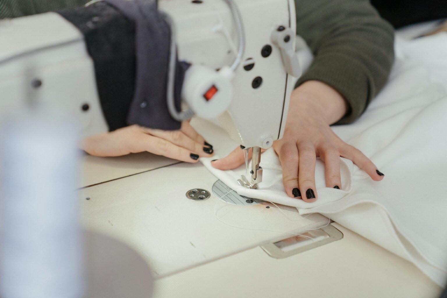 15 Sewing Mistakes and Bad Habits To Break Today - Sewspiratrice